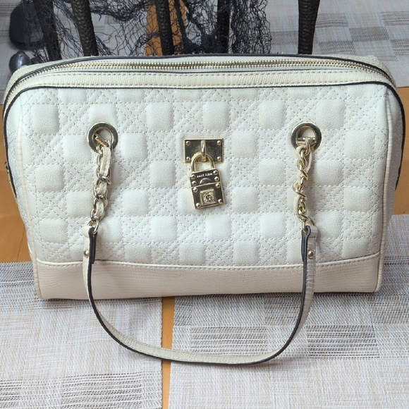 Anne Klein | Bags | Anne Klein Cream Quilted Shoulder Bag With Gold ...